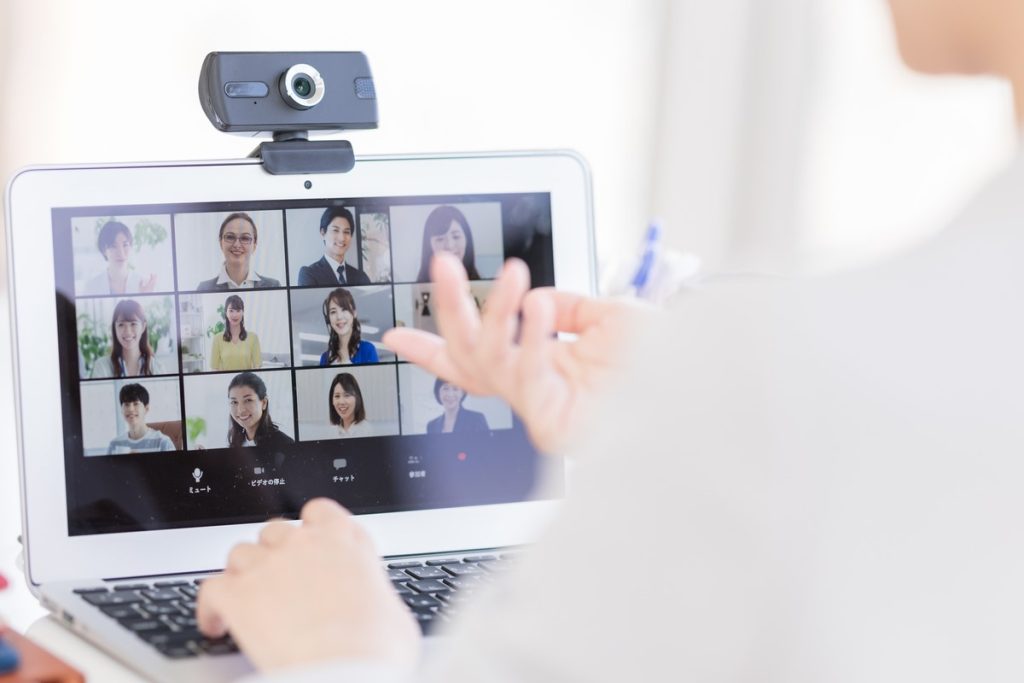 【Web会議や配信用】パソコンに外付けできるWEBカメラの失敗しない選び方とは - RIRIFE リリフ