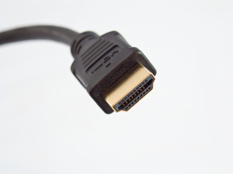 USBからHDMIに変換するためには？USBの種類や変換するために必要なケーブルやアダプタを紹介！ - RIRIFE リリフ